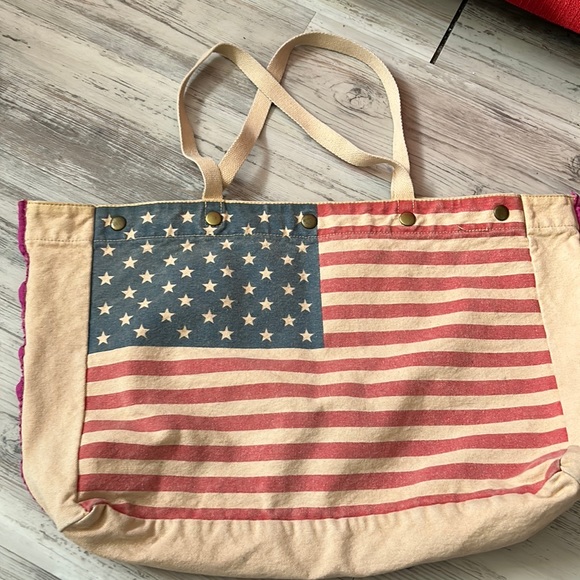 Steve Madden | Bags | Steve Madden American Flag Bag | Poshmark